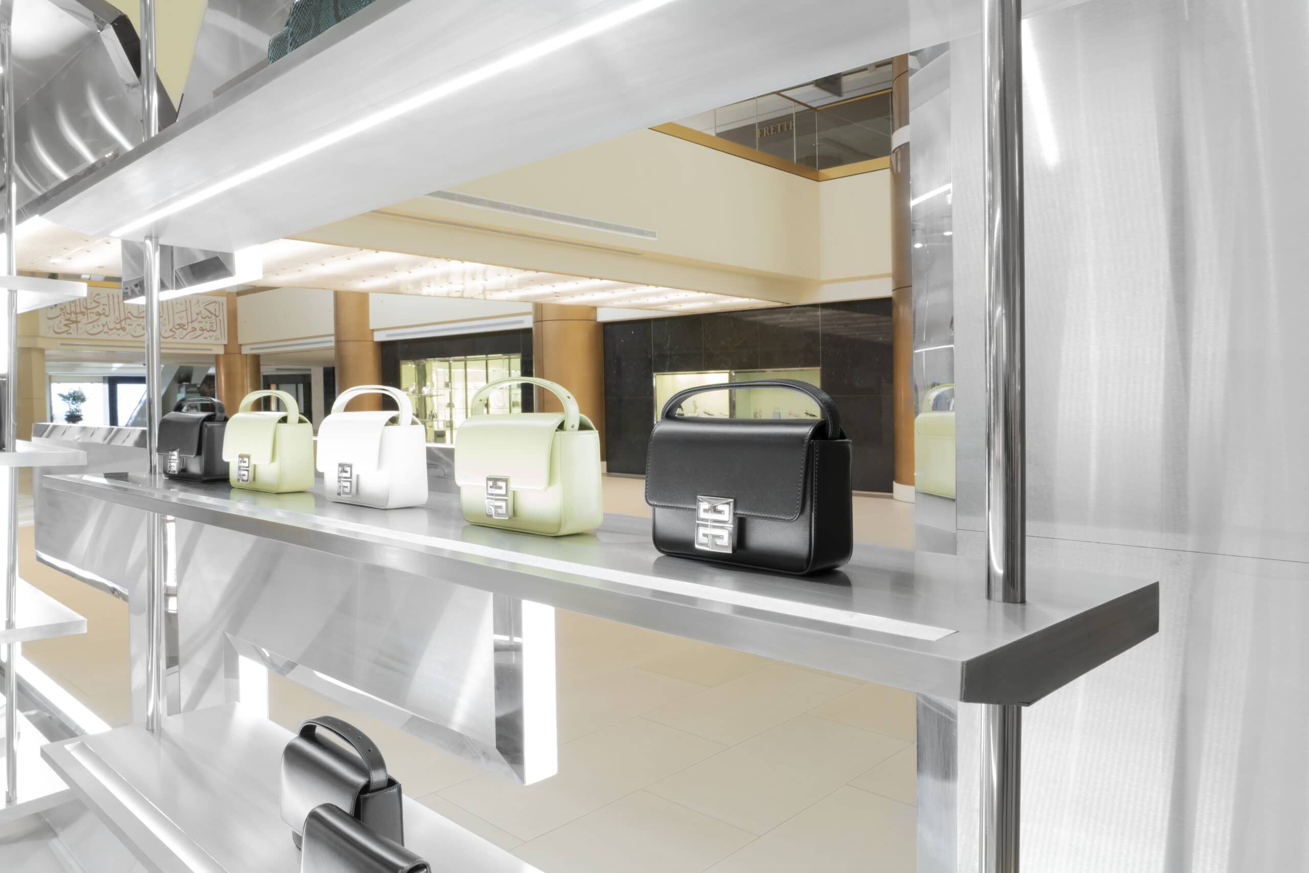 GIVENCHY EXCLUSIVE POP-UP – Luxsure